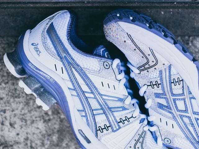 Analyse SWOT exemple avec le groupe japonais ASICS